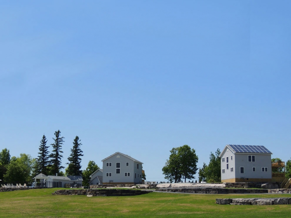 Vacation Home 15 – Thousand Islands Cottage Rentals – Angel Rock Lodge ...